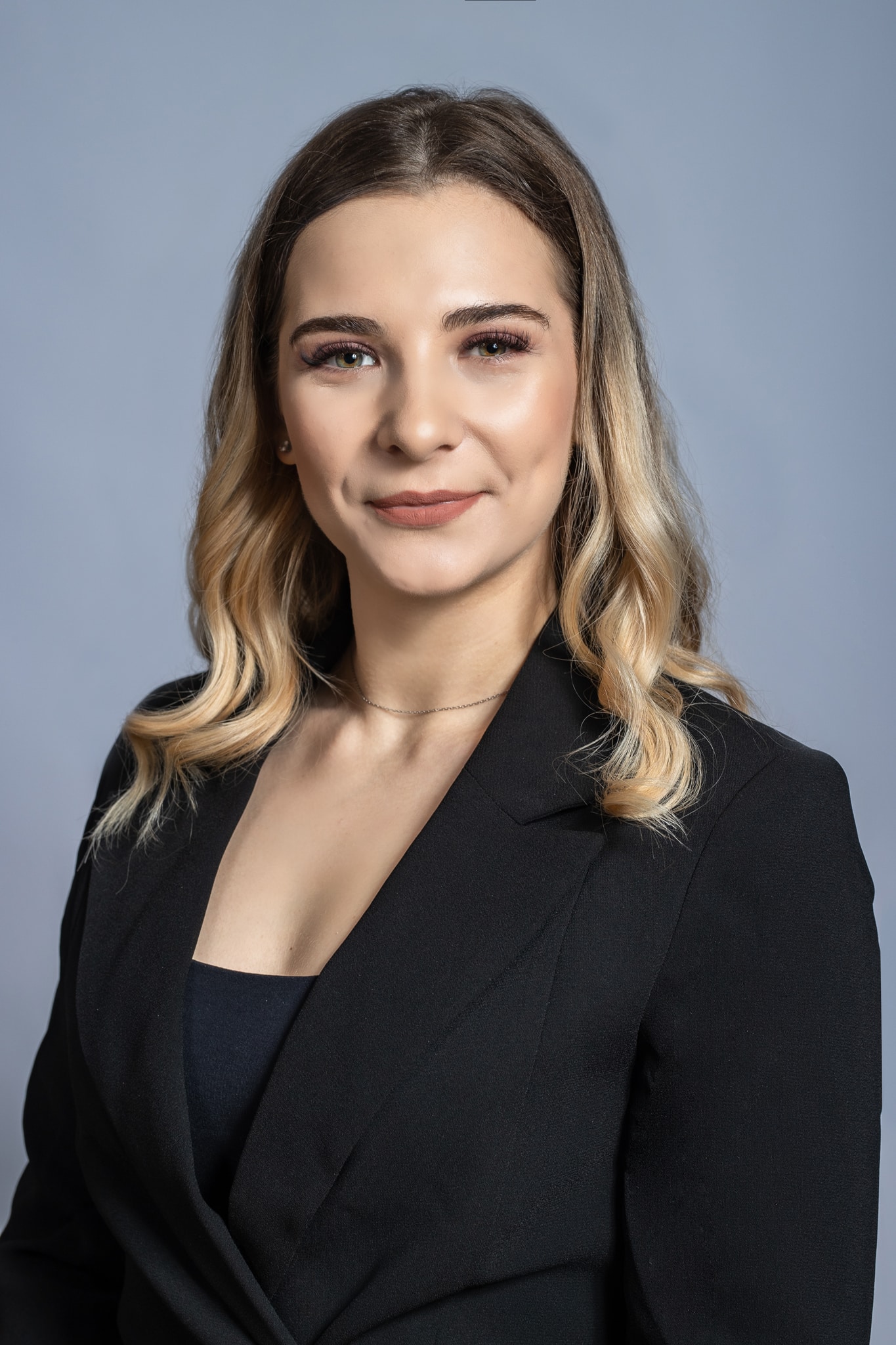 Ședință foto portret CV - studio foto in Bucuresti